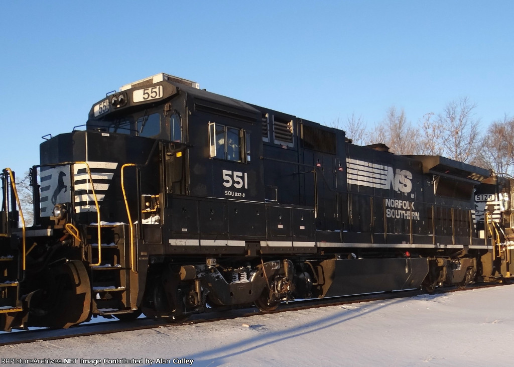 NS 551